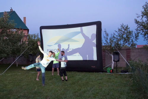 Cleaning and Enjoying Our 16-Foot Screen | Outdoor Movies | Open Air ...